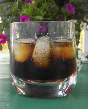 Spiced Rum and Cola « The Rum Howler Blog