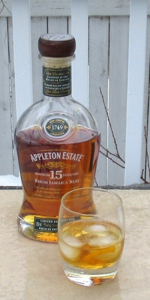 Review: Appleton Estate 15 Year Old (Minimum Age) Rum « The Rum Howler Blog